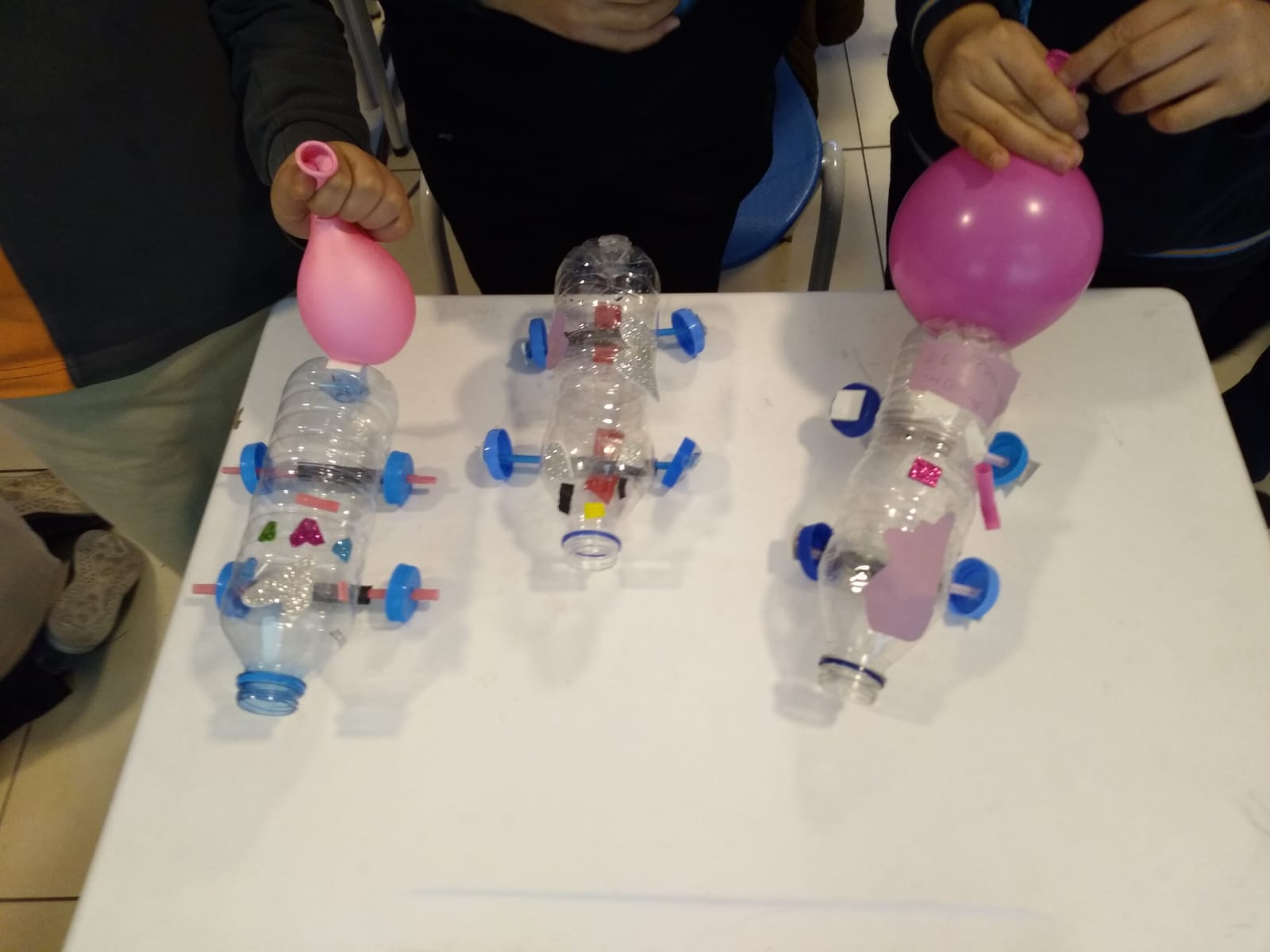 UÇAN ARABA | Etkin Kolej